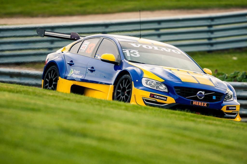 STCC pre-season testing picture special – TouringCarTimes