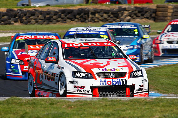 Surprise win for Holden at Phillip Island – TouringCarTimes