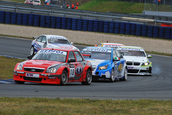 Larini penalized after Lada crash – TouringCarTimes