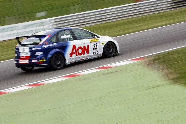 Team Aon confident for Oulton despite restrictor – TouringCarTimes