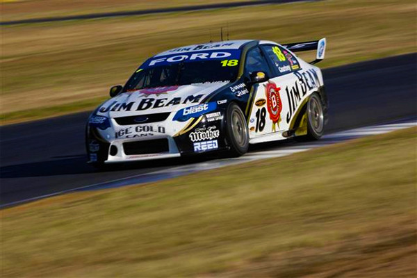 Courtney wins second race as Whincup fails to finish – TouringCarTimes