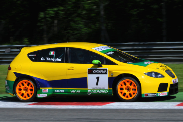 Tarquini leads First Practice – TouringCarTimes