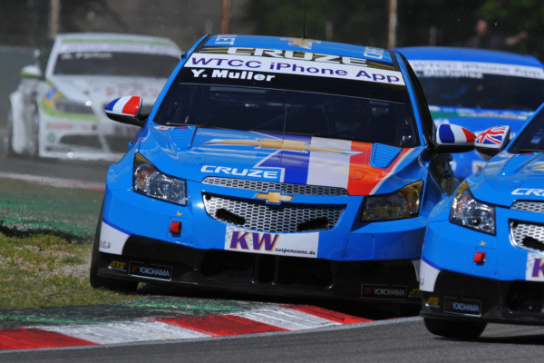 Muller takes race two win and lead as SEAT’s suffer – TouringCarTimes