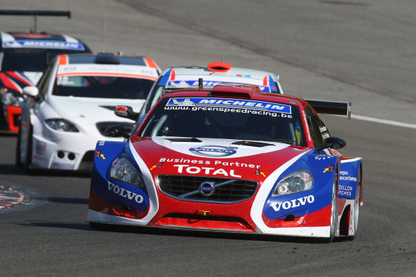 Hour 3 Update: Volvo leads at quarter distance – TouringCarTimes