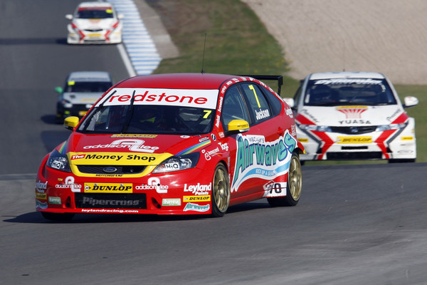 Win goes to Jackson, but Championship lead to Nash – TouringCarTimes