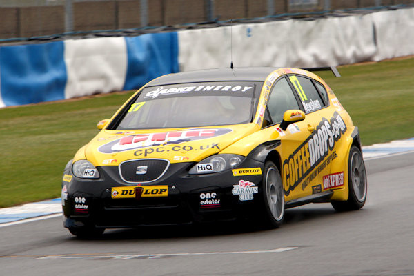 Dave Newsham gets first run with STR León – TouringCarTimes