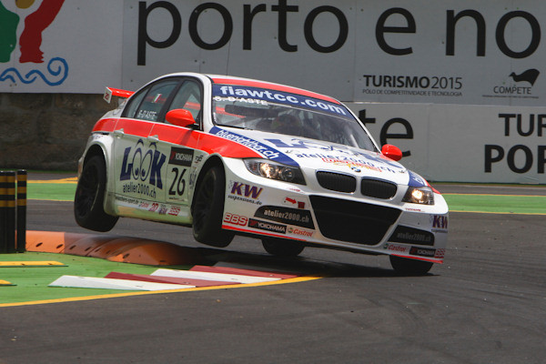 Stefano D’Aste shows impressive speed on return – TouringCarTimes