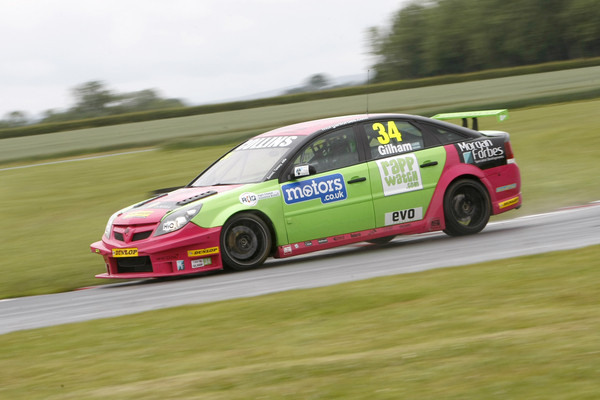 Tony Gilham leaves Triple Eight Race Engineering – TouringCarTimes