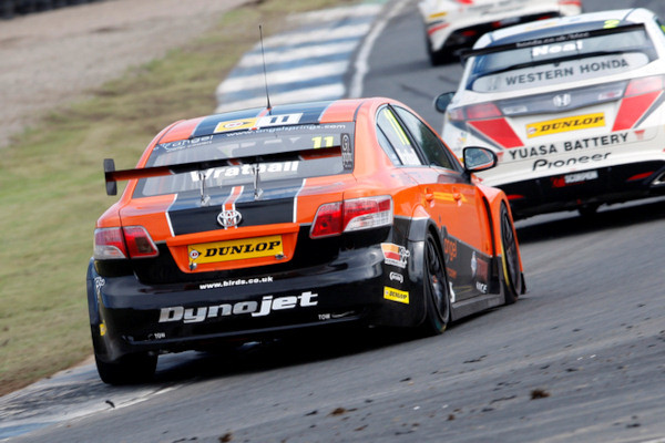 Frank Wrathall quickest in first practice at Rockingham – TouringCarTimes