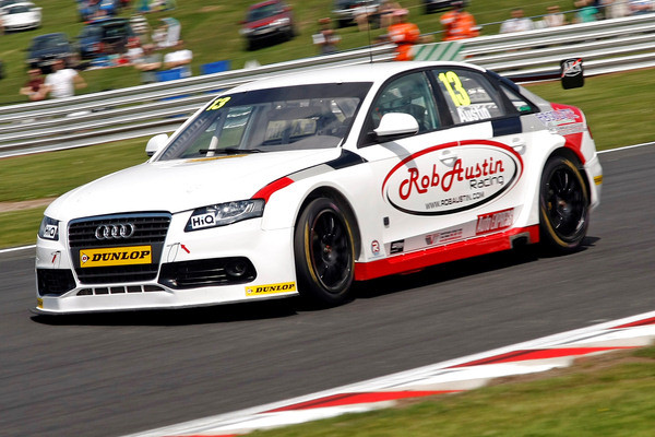 Rob Austin on top in second practice session – TouringCarTimes