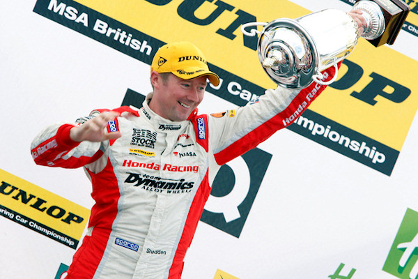Gordon Shedden voted best BTCC driver of 2011 – TouringCarTimes