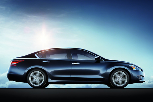 Nissan Altima unveiled and set for V8 Supercars in 2013 – TouringCarTimes