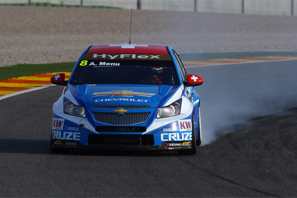 Alain Menu holds off Tom Coronel for race two win – TouringCarTimes