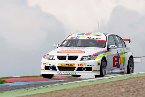 Colin Turkington tests West Surrey Racing BMW at Pembrey – TouringCarTimes