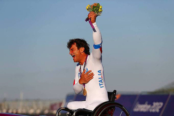 Alex Zanardi claims second Paralympic gold medal – TouringCarTimes