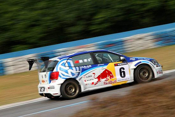 Han Han closes up in title hunt with Tianma victory – TouringCarTimes