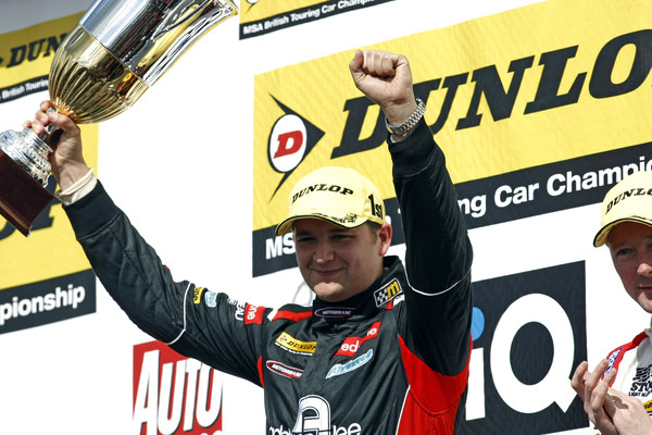 Mat Jackson voted best independent driver of 2012 – TouringCarTimes