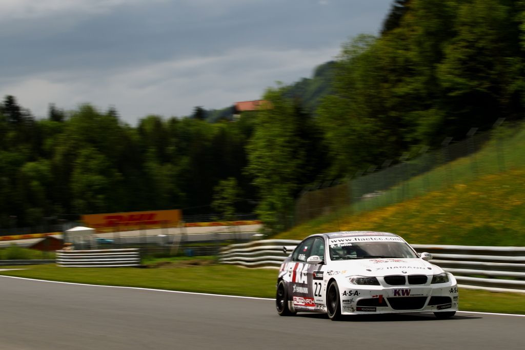 Fulín ahead of Borkovic in Salzburgring free practice – TouringCarTimes