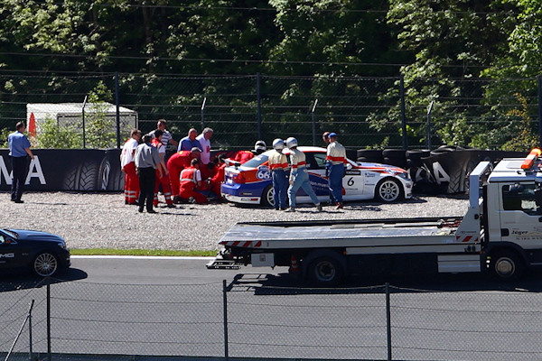 Broken vertebrae for Christian Fischer after test crash – TouringCarTimes