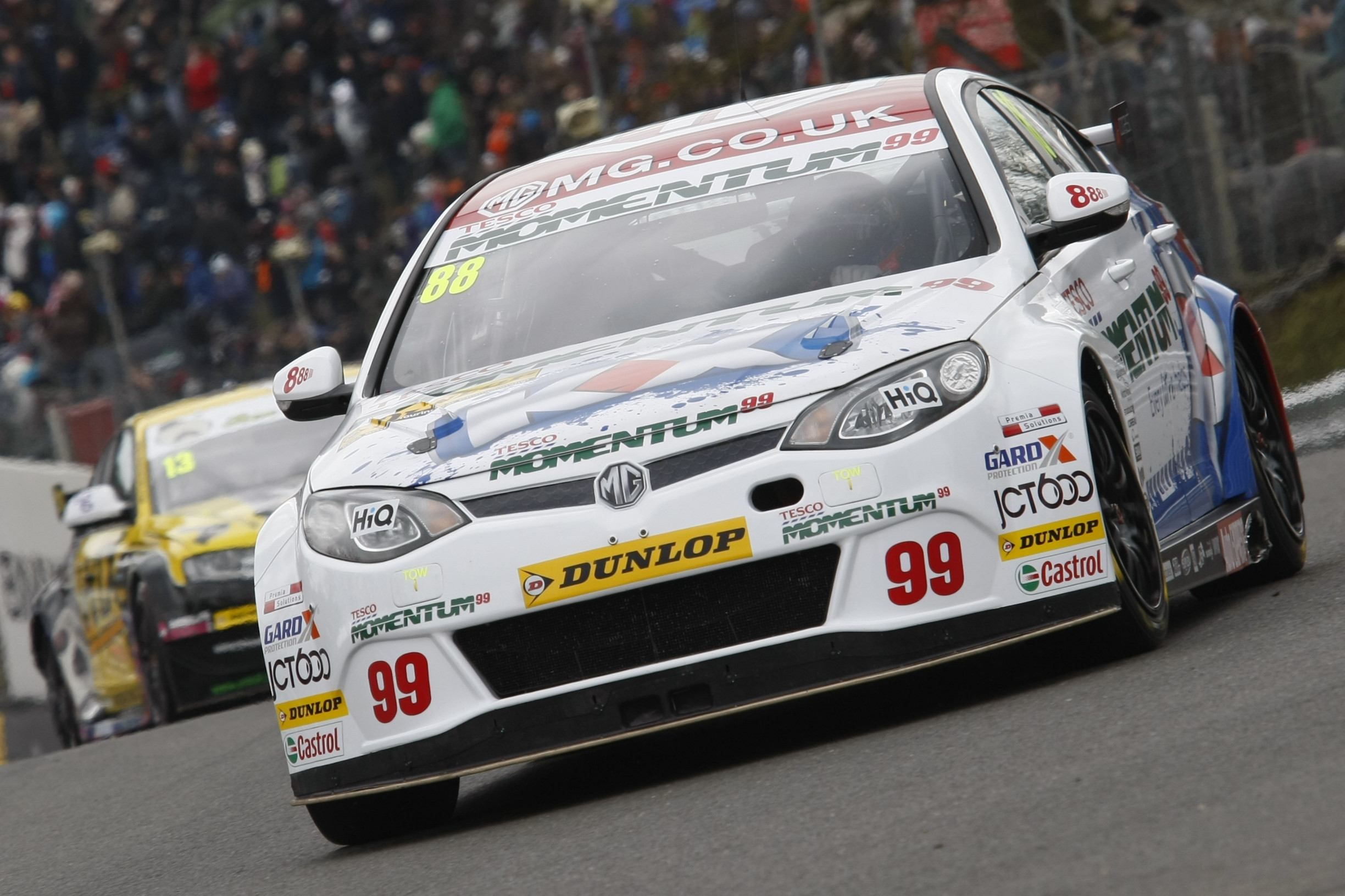 Sam Tordoff fastest in rain-hit first practice – TouringCarTimes