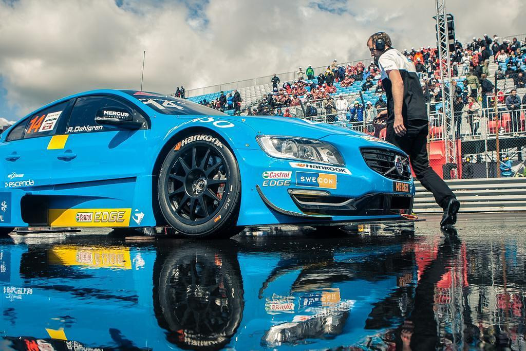 Volvo Polestar Racing celebrates strong first STCC season half ...
