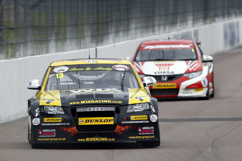 Rob Austin takes maiden win in second Rockingham race – TouringCarTimes