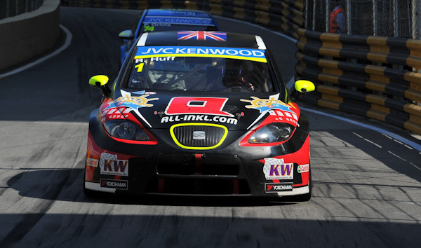 Rob Huff wins dramatic season finale in Macau - TouringCarTimes