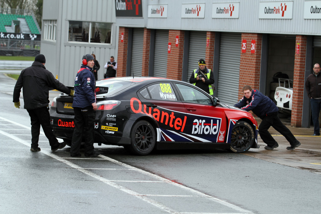 Marc Hynes reveals 2014 livery in Oulton Park test – TouringCarTimes