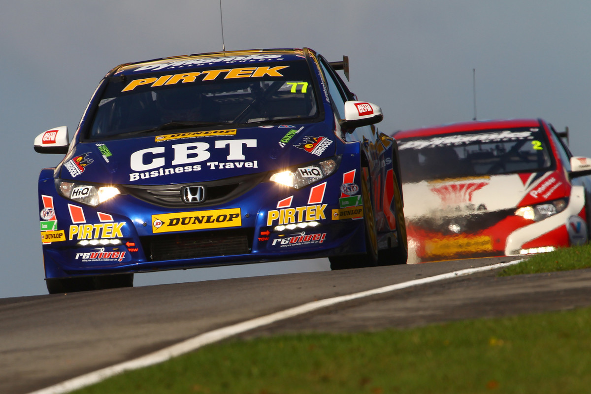 TouringCarTimes launches the Neil Tozer Photo Trophy – TouringCarTimes