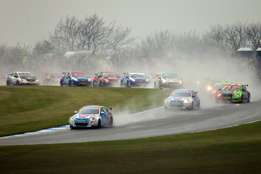 Round two entries of the Neil Tozer photographic competition ...