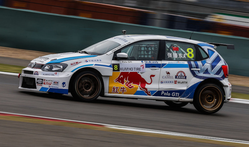 Zhang Zhen Dong leads VW 1-2 in Shanghai – TouringCarTimes