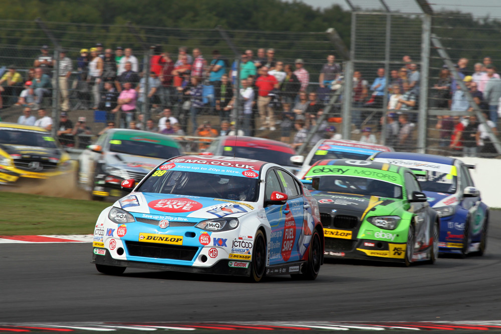 Entries of the penultimate 2014 Neil Tozer photographic competition ...