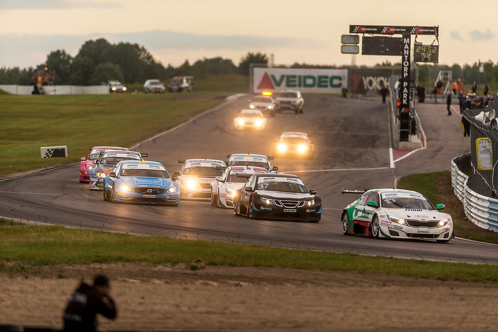 Weights come into force as 2015 STCC title countdown begins ...