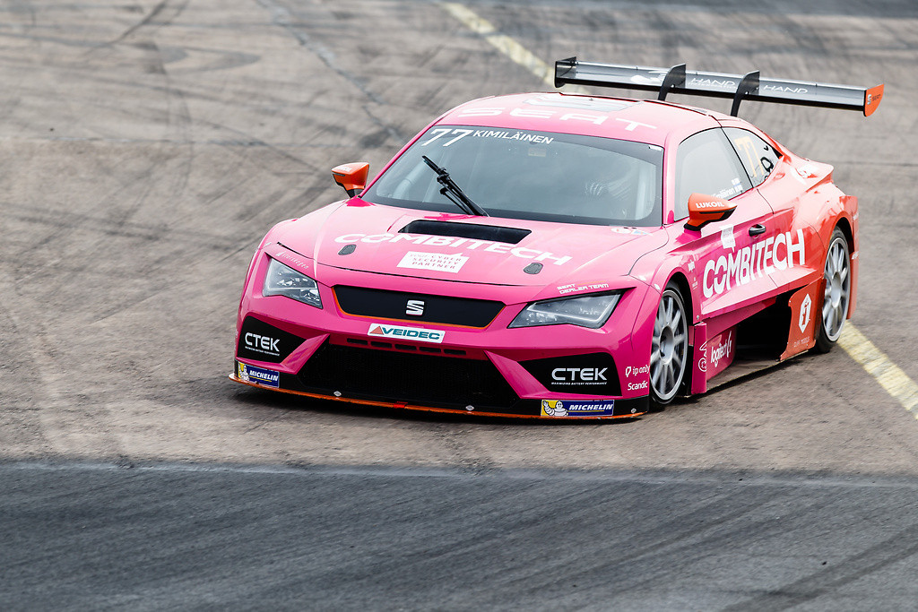 Gallery: Cars of the 2016 STCC in action in Skövde – TouringCarTimes