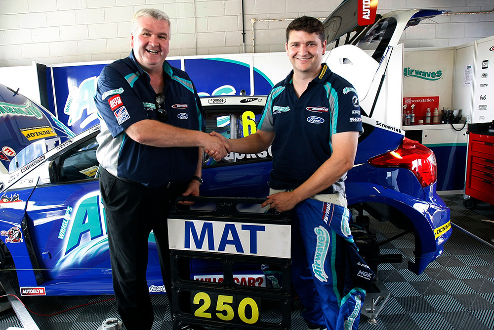 300 races up in the BTCC for Motorbase Performance – TouringCarTimes
