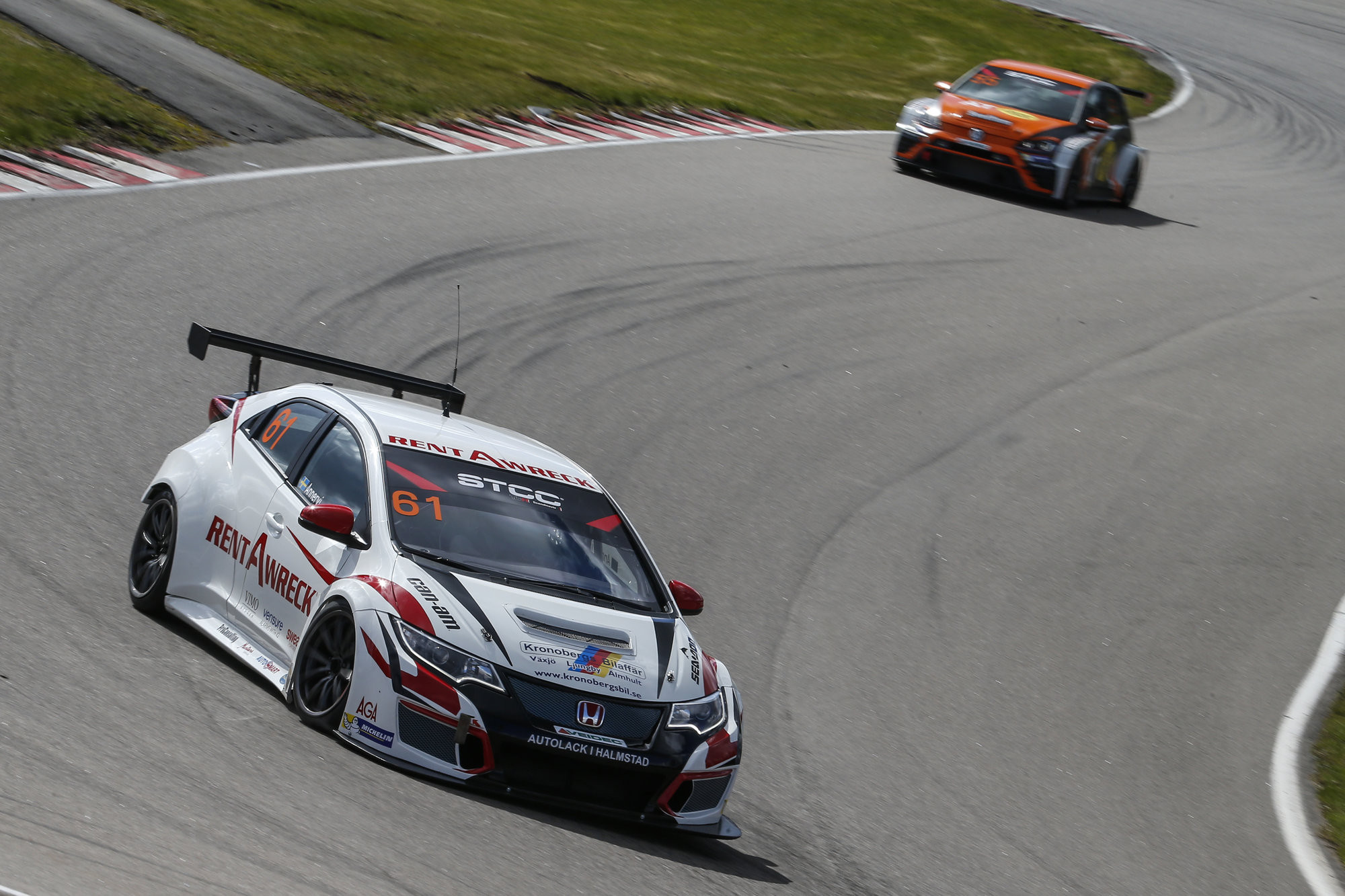 First TCR STCC test picture special – TouringCarTimes