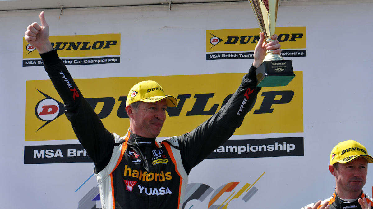 Matt Neal rues missed championship surge opportunity at Thruxton ...