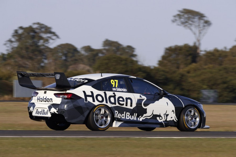 New Holden Commodore unveiled while testing for 2018 season ...