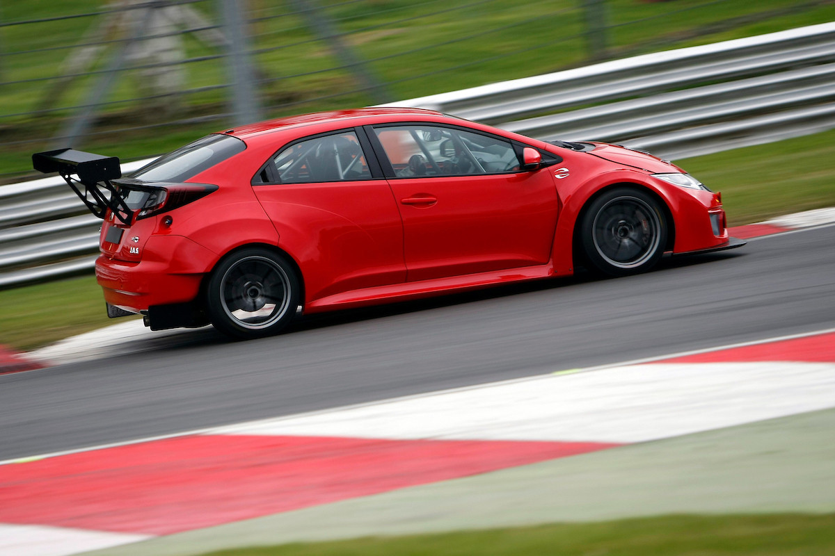 TCR UK kicks-off with Brands Hatch taster day – TouringCarTimes