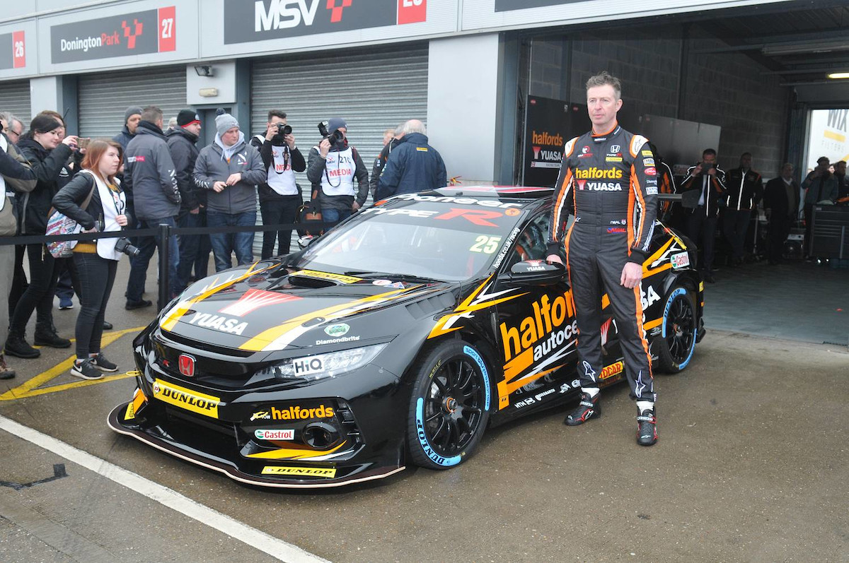 BTCC class of 2018 hits the track at Donington – TouringCarTimes