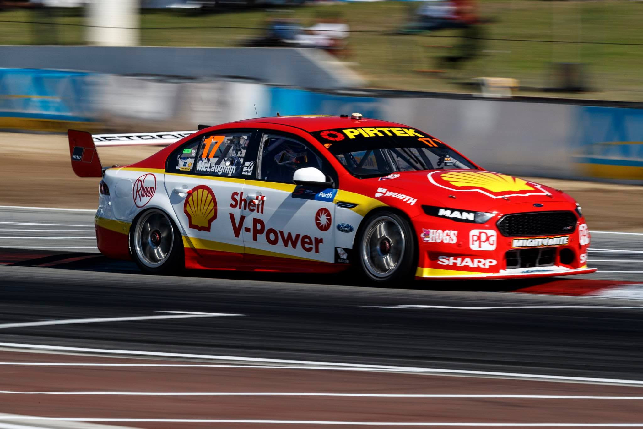 Fourth win of 2018 for championship leader Scott McLaughlin ...