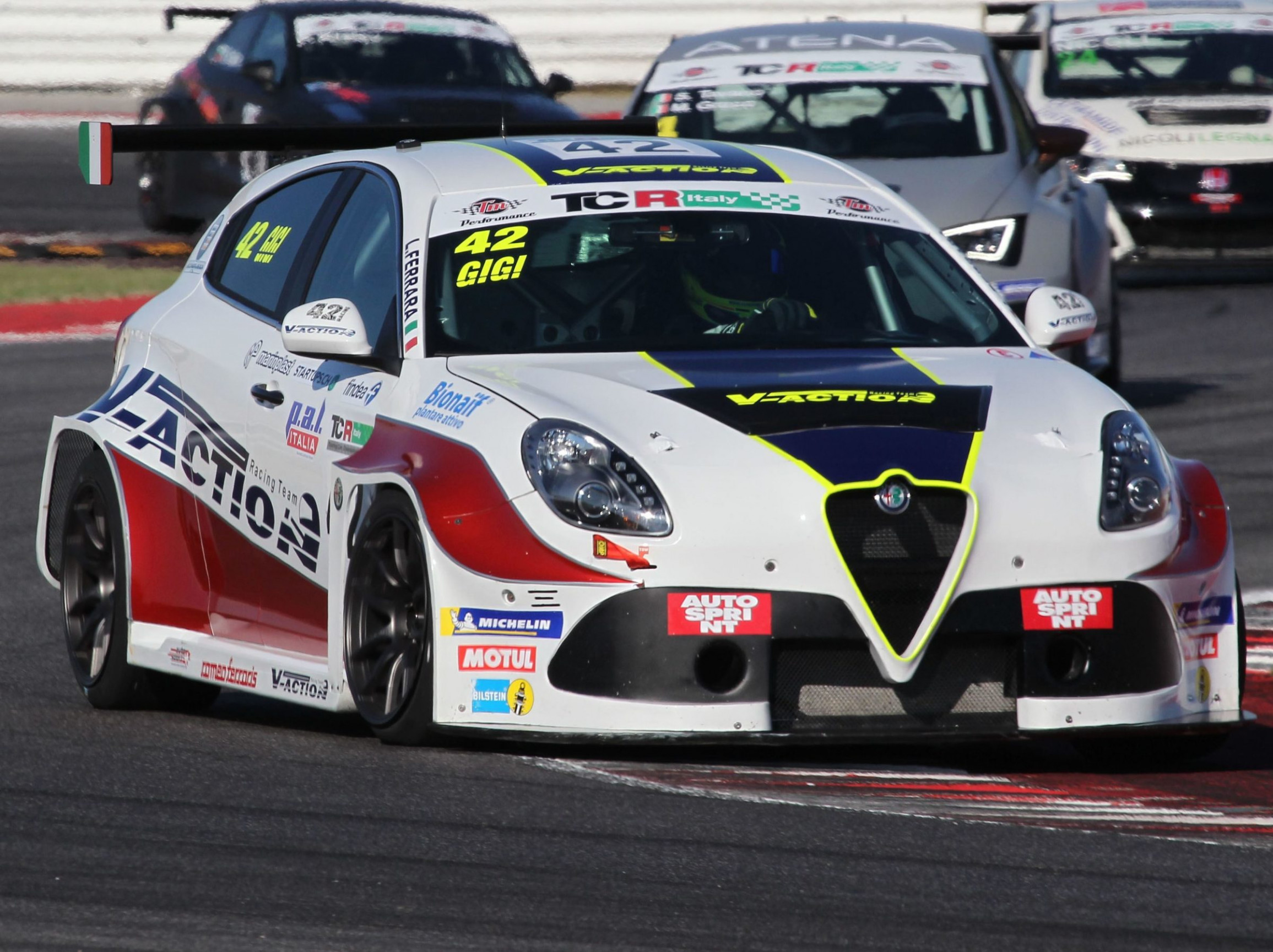 Luigi Ferrara extends championship lead at Misano – TouringCarTimes