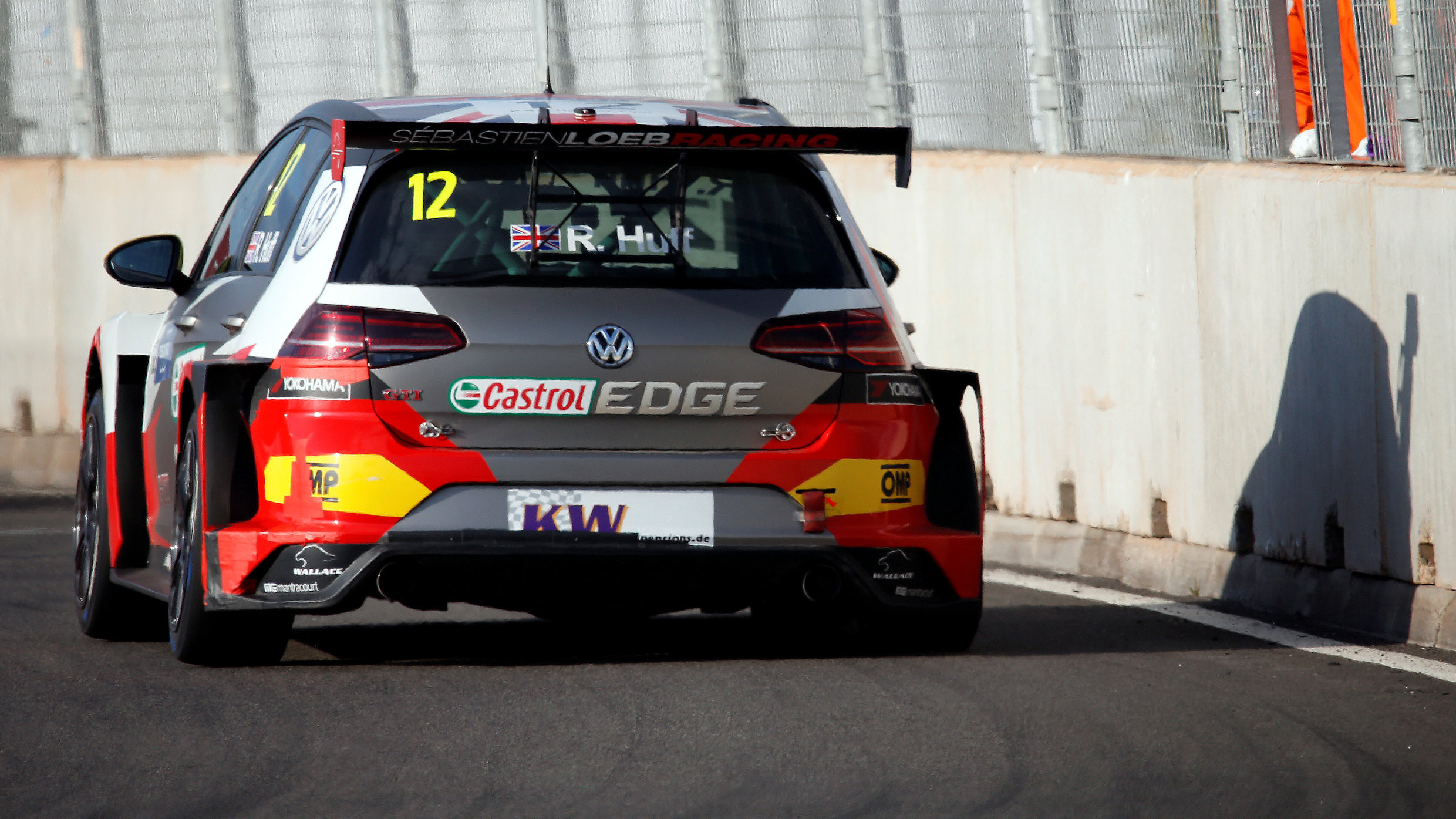 Rob Huff leads SLR Volkswagen 1-2 in disrupted Vila Real qualifying ...