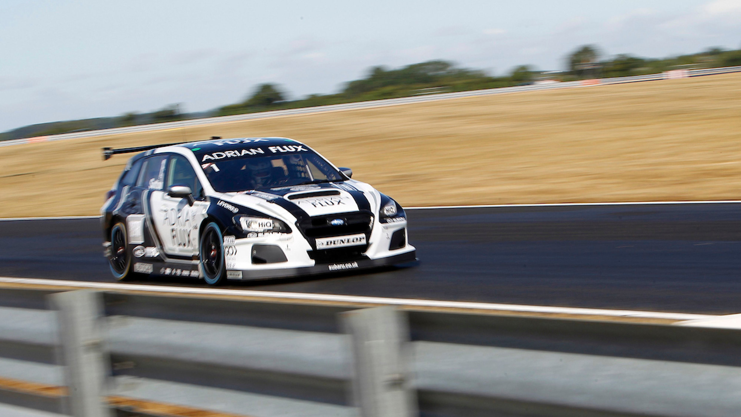 Ash Sutton wins wet-to-dry Snetterton Race 2 thriller – TouringCarTimes