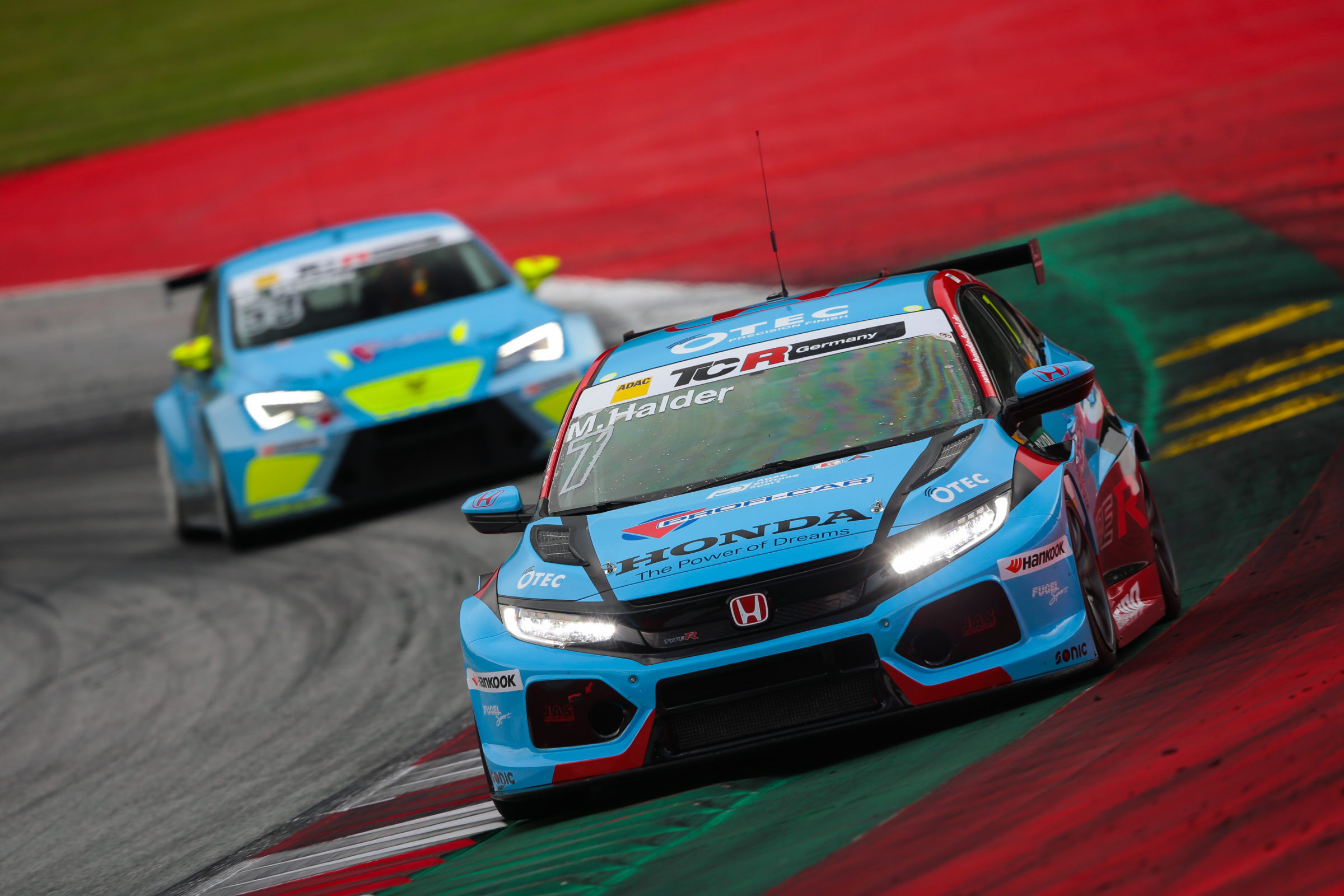 Mike Halder takes lights-to-flag Nürburgring win – TouringCarTimes