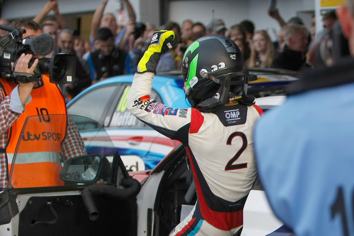 Colin Turkington: “I’m not the one under pressure” – TouringCarTimes