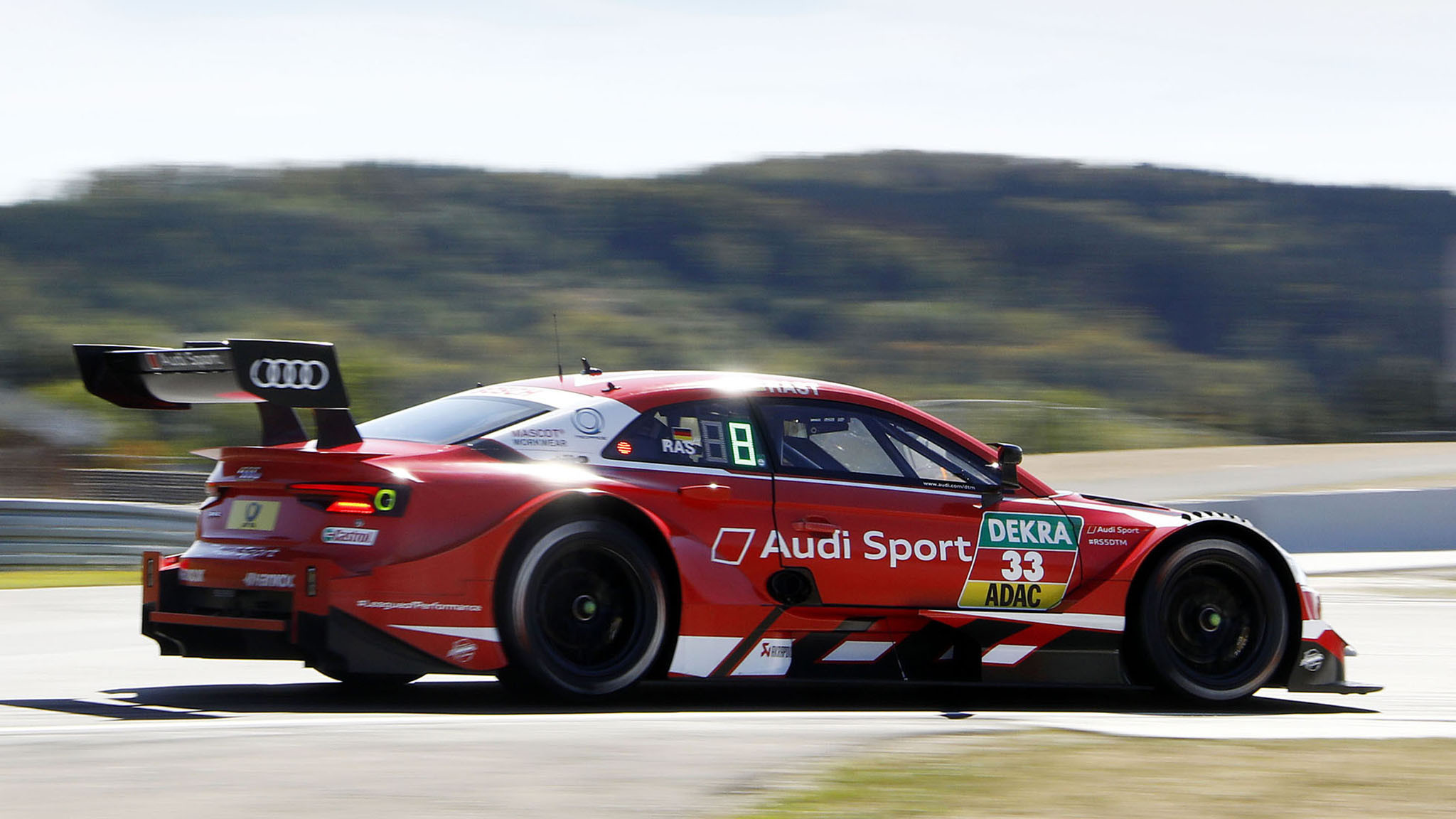 René Rast claims second pole position of the weekend by 0.006 seconds ...