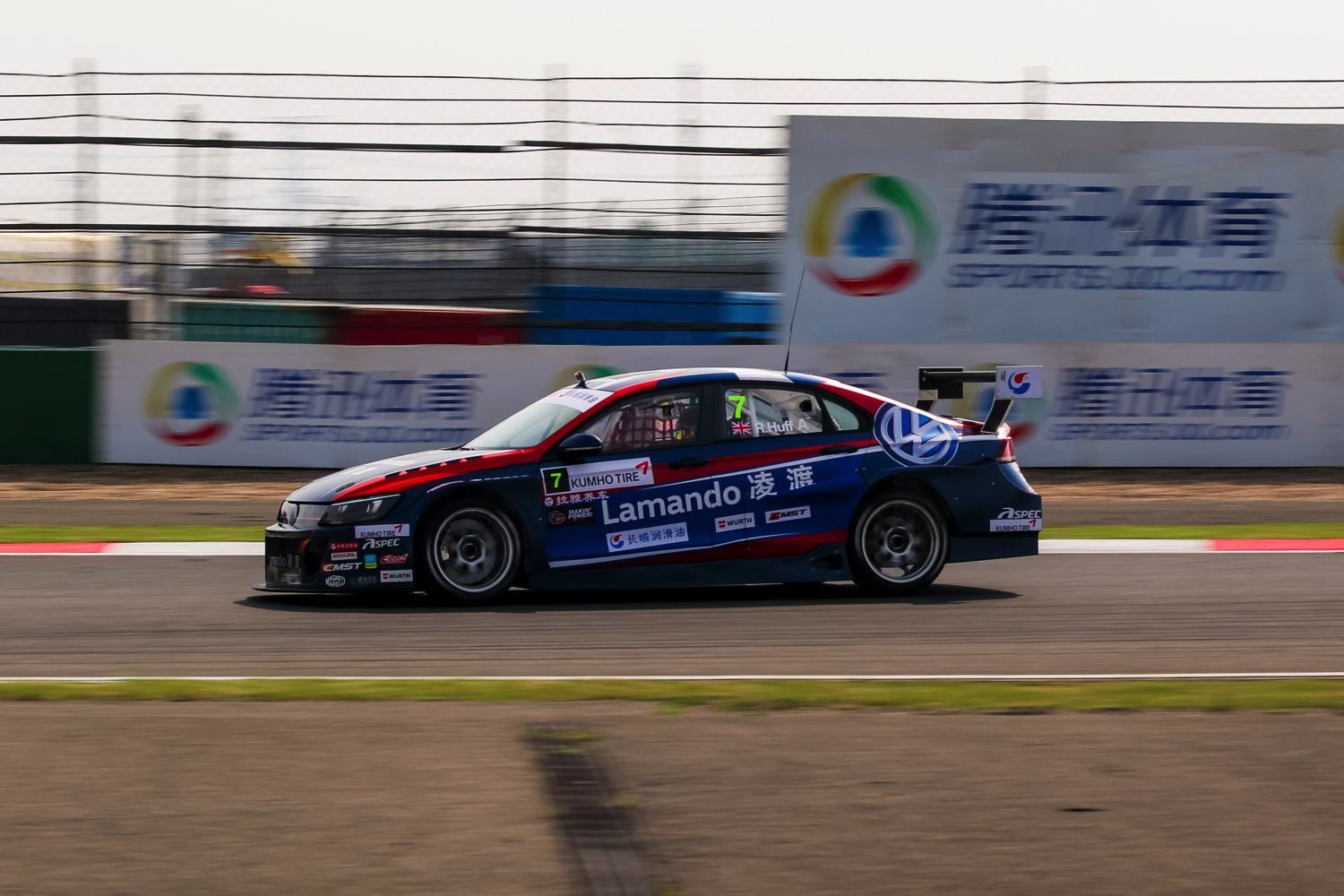 Rob Huff back with SAIC Volkswagen as their international driver ...