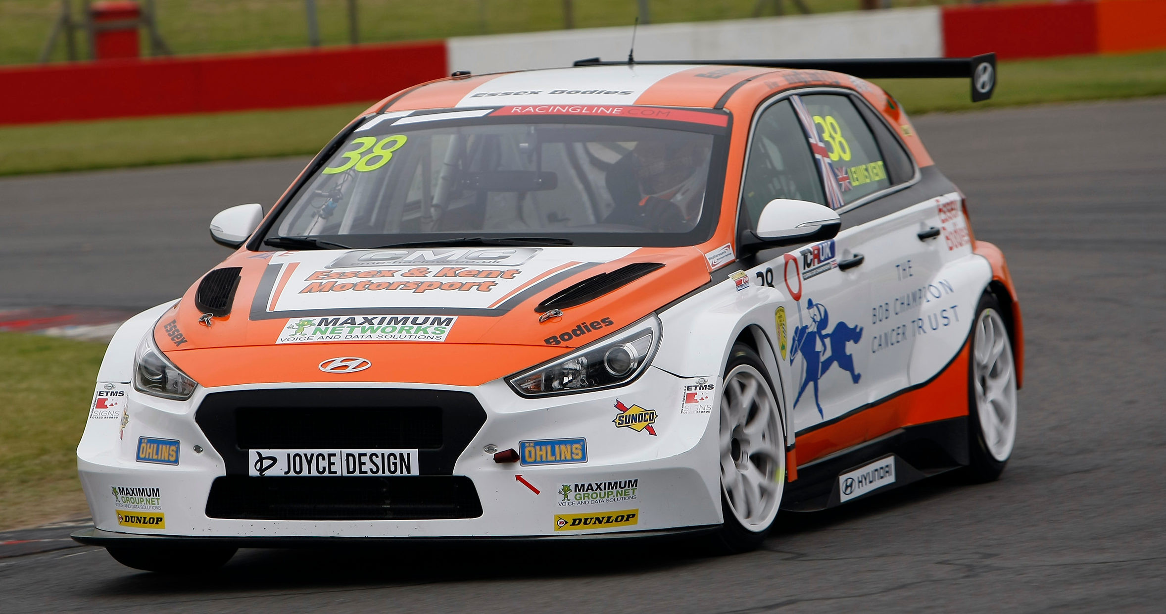 Lewis Kent doubles up at Croft to take TCR UK points lead – TouringCarTimes