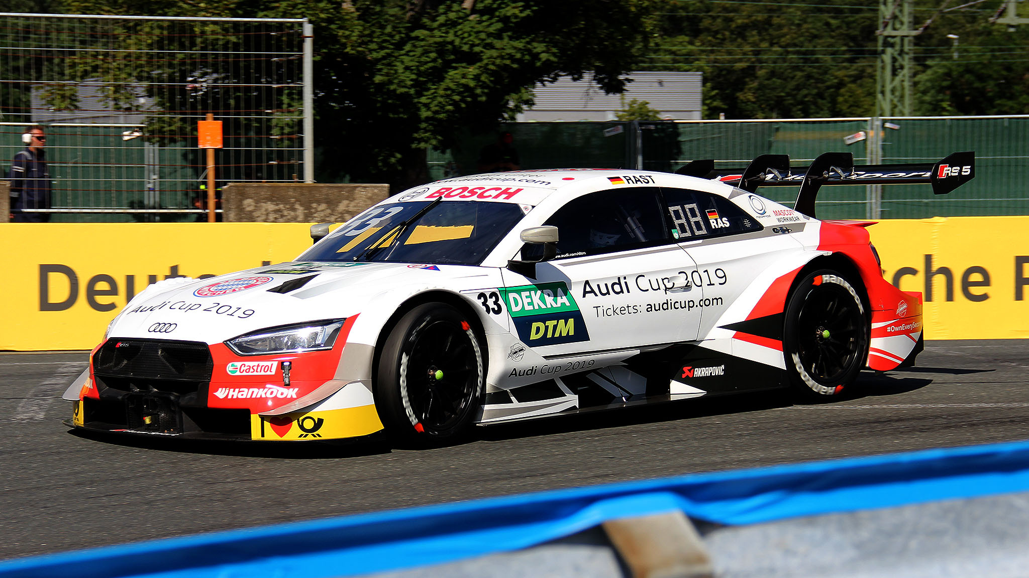 René Rast recovers from stalling on the grid to win at the Norisring ...